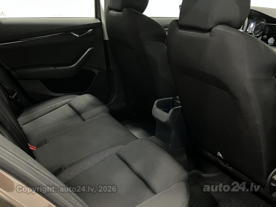 Коричневый Шкода Октавия 2021 в Таллин, объемом двигателя 1.00 л и пробегом 105 тыс. км за 12900 €, фото 5 на AUTOMOTO.COM.LV