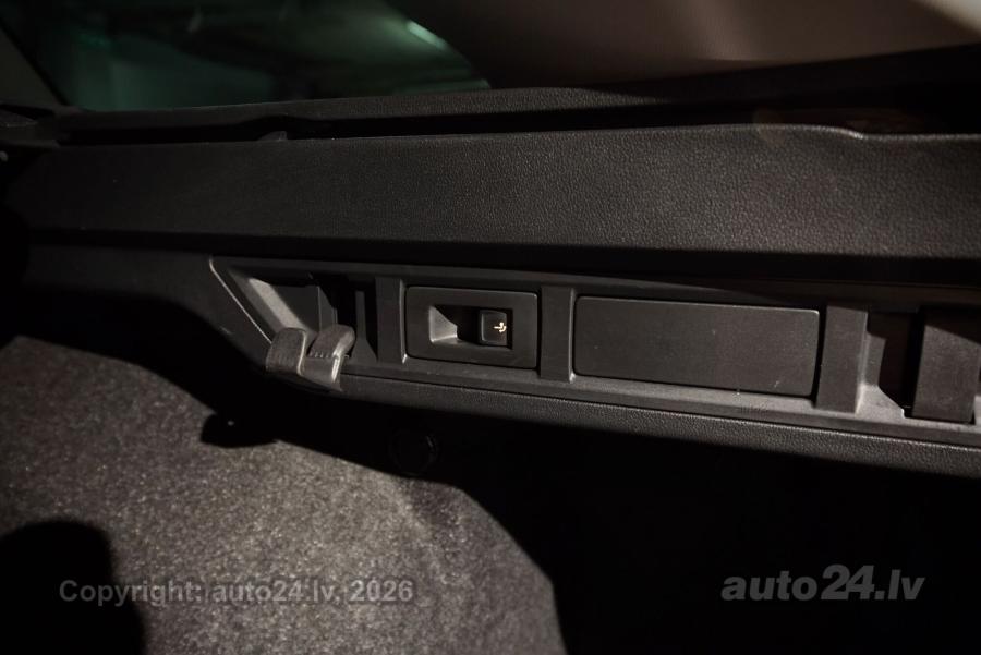 Brūns Skoda Octavia 2021 Tallina, ar dzinēja tilpumu 2.00 L un nobraukumu 188 tūkst. km par 17990 €, foto 21 vietnē AUTOMOTO.COM.LV