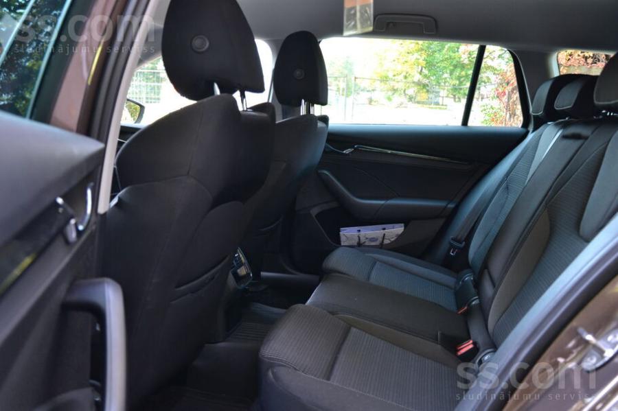 Brūns Skoda Octavia 2021 Rīga, ar dzinēja tilpumu 1.00 L un nobraukumu 135 tūkst. km par 13750 €, foto 7 vietnē AUTOMOTO.COM.LV