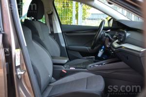 Brūns Skoda Octavia 2021 Rīga, ar dzinēja tilpumu 1.00 L un nobraukumu 135 tūkst. km par 13750 €, foto 10 vietnē AUTOMOTO.COM.LV