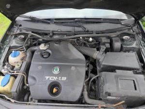 Green Skoda Octavia 2004 in Vilnius, with an engine capacity of 1.90 L and mileage of 190 thousand km for 550 €, photo 9 on AUTOMOTO.COM.LV