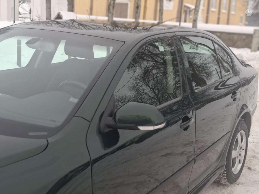 Zaļš Skoda Octavia 2005 Raseiniai, ar dzinēja tilpumu 1.97 L un nobraukumu 184 tūkst. km par 1990 €, foto 23 vietnē AUTOMOTO.COM.LV