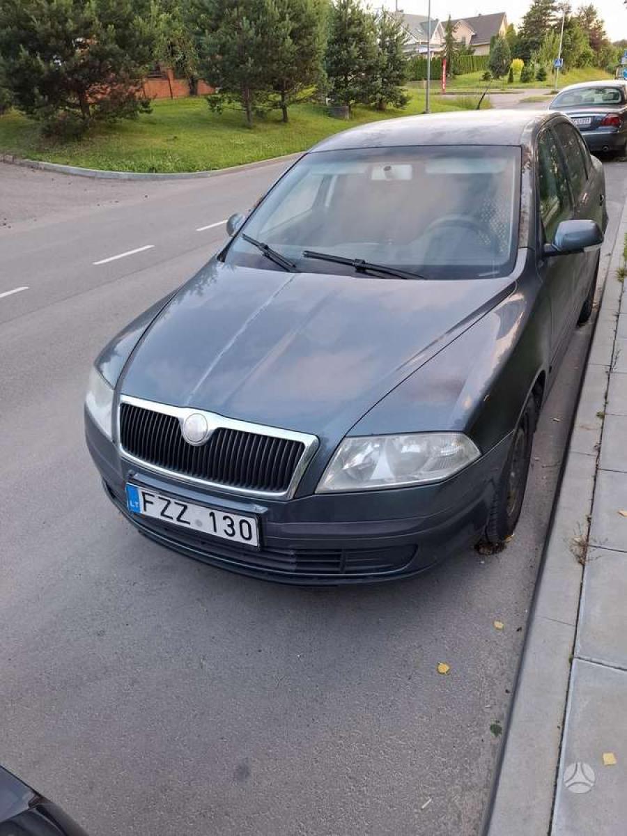 Green Skoda Octavia 2005 in Vilnius, with an engine capacity of 1.90 L and mileage of 400 thousand km for 500 €, photo 5 on AUTOMOTO.COM.LV
