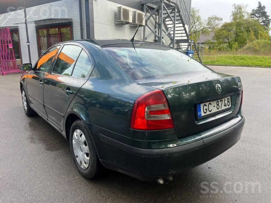 Zaļš Skoda Octavia 2006 Rīga, ar dzinēja tilpumu 1.90 L un nobraukumu 472 tūkst. km par 550 €, foto 3 vietnē AUTOMOTO.COM.LV