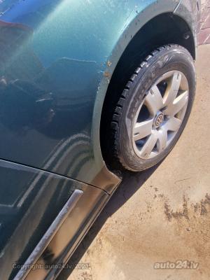 Zaļš Skoda Octavia 2006 Tallina, ar dzinēja tilpumu 1.90 L un nobraukumu 328 tūkst. km par 1235 €, foto 5 vietnē AUTOMOTO.COM.LV