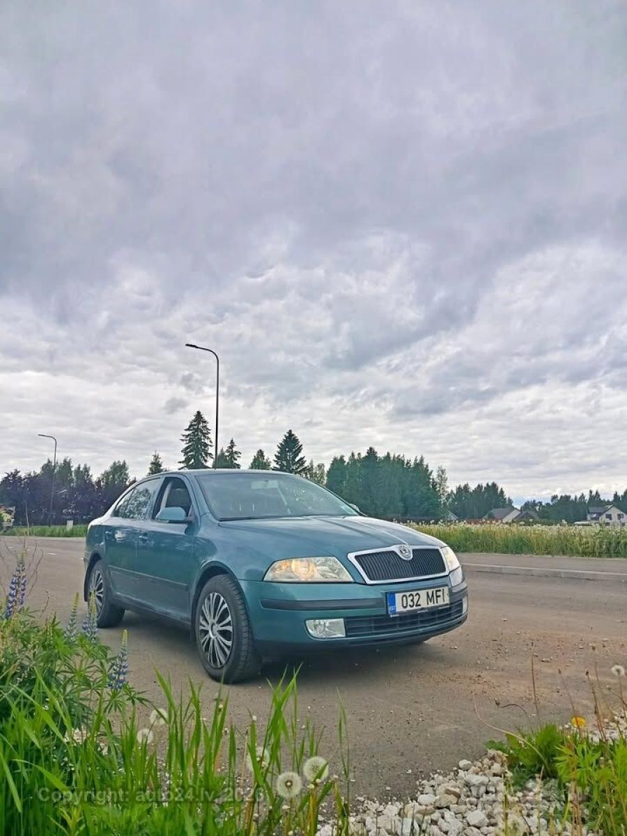 Zaļš Skoda Octavia 2006 Tartu, ar dzinēja tilpumu 1.60 L un nobraukumu 255 tūkst. km par 1200 €, foto 1 vietnē AUTOMOTO.COM.LV
