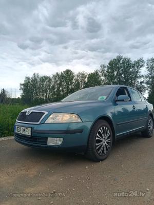 Zaļš Skoda Octavia 2006 Tartu, ar dzinēja tilpumu 1.60 L un nobraukumu 255 tūkst. km par 1200 €, foto 3 vietnē AUTOMOTO.COM.LV