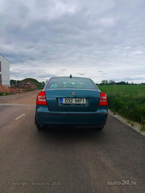Zaļš Skoda Octavia 2006 Tartu, ar dzinēja tilpumu 1.60 L un nobraukumu 255 tūkst. km par 1200 €, foto 3 vietnē AUTOMOTO.COM.LV