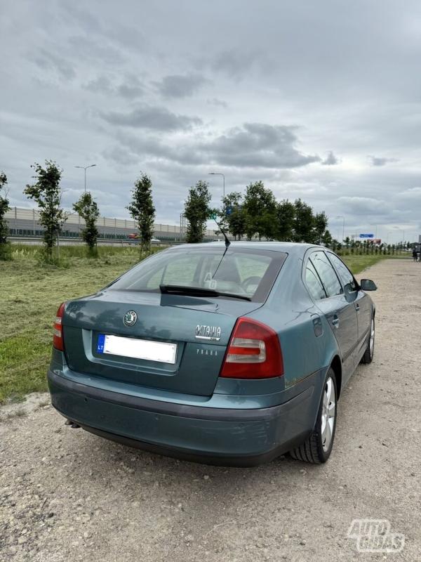 Green Skoda Octavia 2007 in Kaunas, with an engine capacity of 1.90 L and mileage of 287 thousand km for 2000 €, photo 2 on AUTOMOTO.COM.LV
