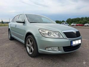 Zaļš Skoda Octavia 2008 Kauņa, ar dzinēja tilpumu 1.90 L un nobraukumu 211 tūkst. km par 3850 €, foto 5 vietnē AUTOMOTO.COM.LV