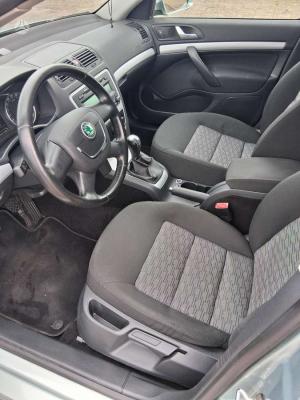 Zaļš Skoda Octavia 2008 Kauņa, ar dzinēja tilpumu 1.90 L un nobraukumu 211 tūkst. km par 3850 €, foto 12 vietnē AUTOMOTO.COM.LV
