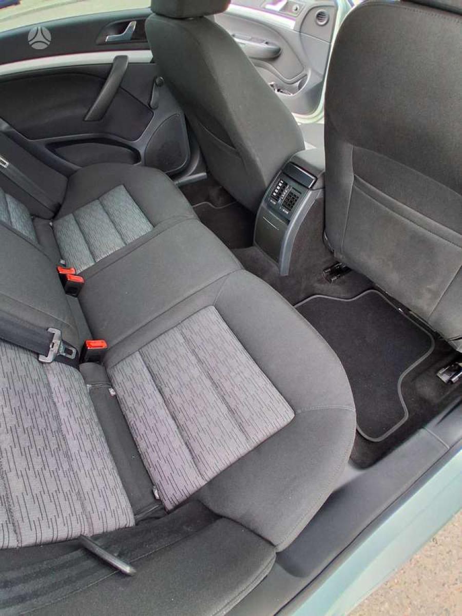 Zaļš Skoda Octavia 2008 Kauņa, ar dzinēja tilpumu 1.90 L un nobraukumu 211 tūkst. km par 3850 €, foto 17 vietnē AUTOMOTO.COM.LV