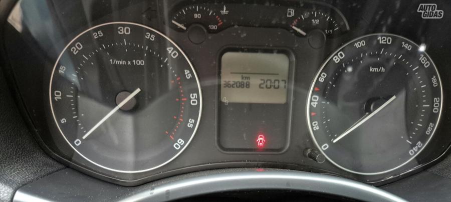 Zaļš Skoda Octavia 2008 Kauņa, ar dzinēja tilpumu 1.90 L un nobraukumu 363 tūkst. km par 1600 €, foto 17 vietnē AUTOMOTO.COM.LV