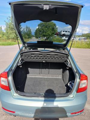 Zaļš Skoda Octavia 2009 Tallina, ar dzinēja tilpumu 1.80 L un nobraukumu 166 tūkst. km par 3900 €, foto 6 vietnē AUTOMOTO.COM.LV