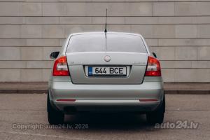Green Skoda Octavia 2009 in Tallinn, with an engine capacity of 1.80 L and mileage of 166 thousand km for 4990 €, photo 4 on AUTOMOTO.COM.LV