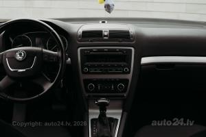 Green Skoda Octavia 2009 in Tallinn, with an engine capacity of 1.80 L and mileage of 166 thousand km for 4990 €, photo 13 on AUTOMOTO.COM.LV