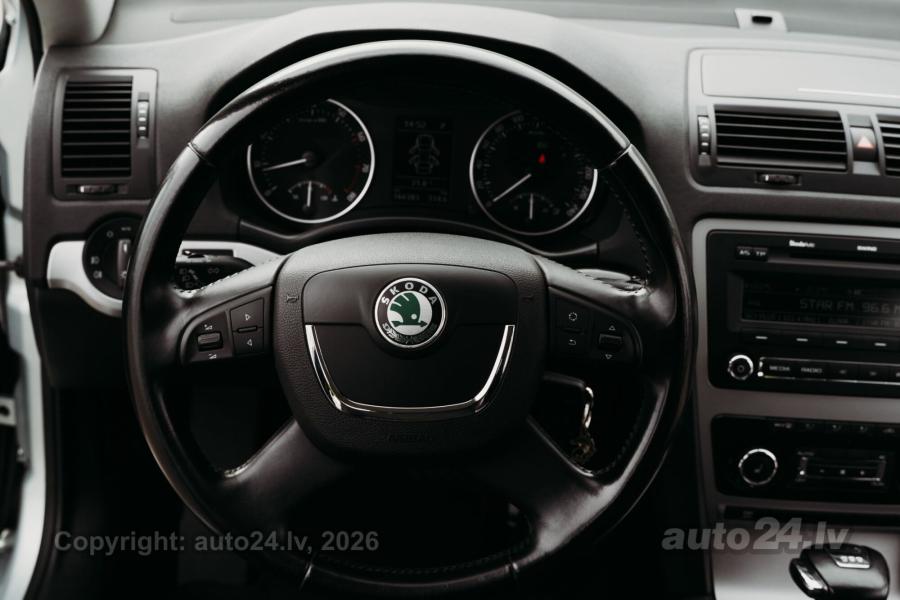 Green Skoda Octavia 2009 in Tallinn, with an engine capacity of 1.80 L and mileage of 166 thousand km for 4990 €, photo 14 on AUTOMOTO.COM.LV