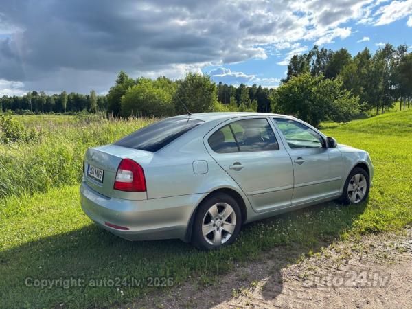 Green Skoda Octavia 2010 in Tallinn, with an engine capacity of 1.20 L and mileage of 157 thousand km for 5250 €, photo 3 on AUTOMOTO.COM.LV