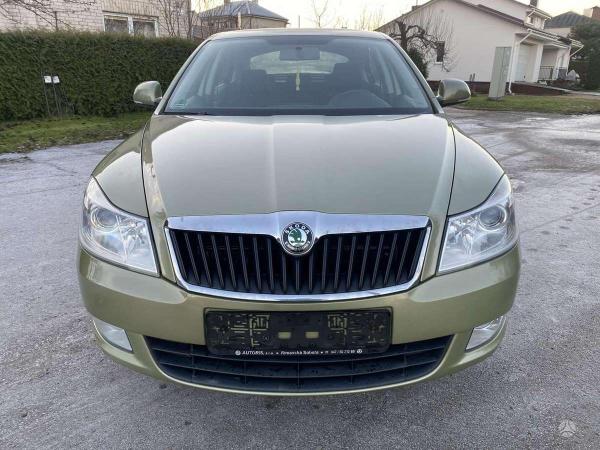 Zaļš Skoda Octavia 2011 Biržai, ar dzinēja tilpumu 1.60 L un nobraukumu 266 tūkst. km par 3250 €, foto 4 vietnē AUTOMOTO.COM.LV