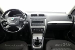 Zaļš Skoda Octavia 2011 Tallina, ar dzinēja tilpumu 1.20 L un nobraukumu 134 tūkst. km par 2799 €, foto 6 vietnē AUTOMOTO.COM.LV