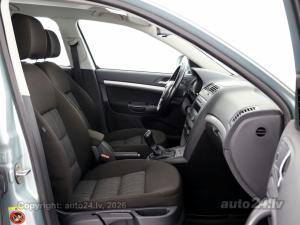 Zaļš Skoda Octavia 2011 Tallina, ar dzinēja tilpumu 1.20 L un nobraukumu 134 tūkst. km par 2799 €, foto 7 vietnē AUTOMOTO.COM.LV