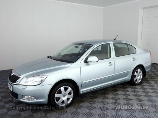 Zaļš Skoda Octavia 2012 Tallina, ar dzinēja tilpumu 1.20 L un nobraukumu 199 tūkst. km par 1499 €, foto 2 vietnē AUTOMOTO.COM.LV