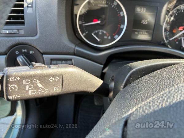 Green Skoda Octavia 2012 in Parnu, with an engine capacity of 1.20 L and mileage of 200 thousand km for 3200 €, photo 7 on AUTOMOTO.COM.LV