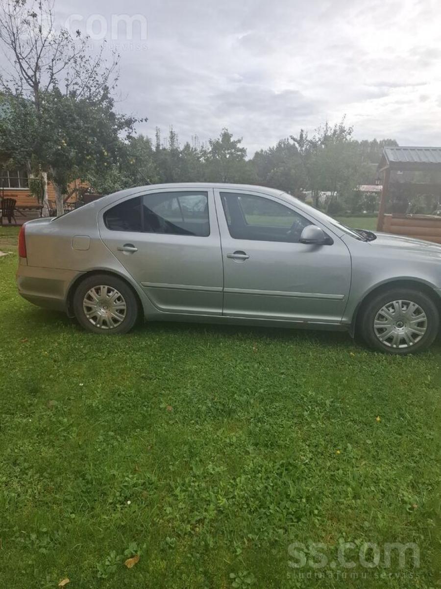 Zaļš Skoda Octavia 2012 Jēkabpils, ar dzinēja tilpumu 1.60 L un nobraukumu 193 tūkst. km par 2100 €, foto 3 vietnē AUTOMOTO.COM.LV