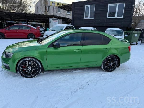Green Skoda Octavia 2015 in Riga, with an engine capacity of 2.00 L and mileage of 220 thousand km for 11190 €, photo 7 on AUTOMOTO.COM.LV