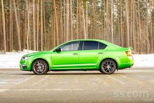 Zaļš Skoda Octavia 2015 Rīga, ar dzinēja tilpumu 2.00 L un nobraukumu 220 tūkst. km par 8990 €, foto 5 vietnē AUTOMOTO.COM.LV