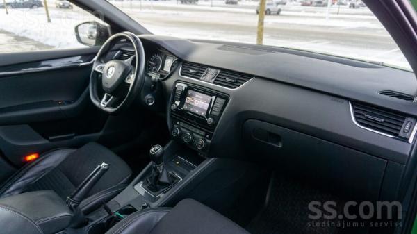 Green Skoda Octavia 2015 in Riga, with an engine capacity of 2.00 L and mileage of 220 thousand km for 8990 €, photo 10 on AUTOMOTO.COM.LV