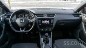 Zaļš Skoda Octavia 2015 Rīga, ar dzinēja tilpumu 2.00 L un nobraukumu 220 tūkst. km par 8990 €, foto 12 vietnē AUTOMOTO.COM.LV