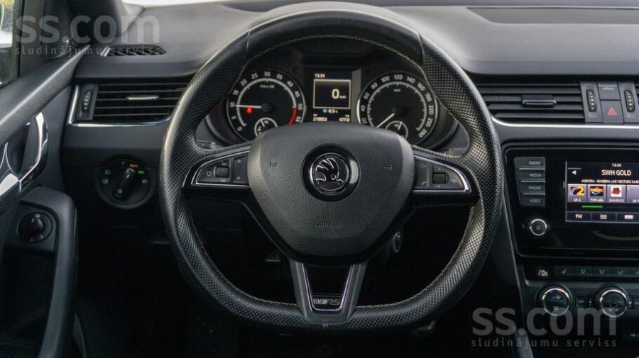Zaļš Skoda Octavia 2015 Rīga, ar dzinēja tilpumu 2.00 L un nobraukumu 220 tūkst. km par 8990 €, foto 14 vietnē AUTOMOTO.COM.LV
