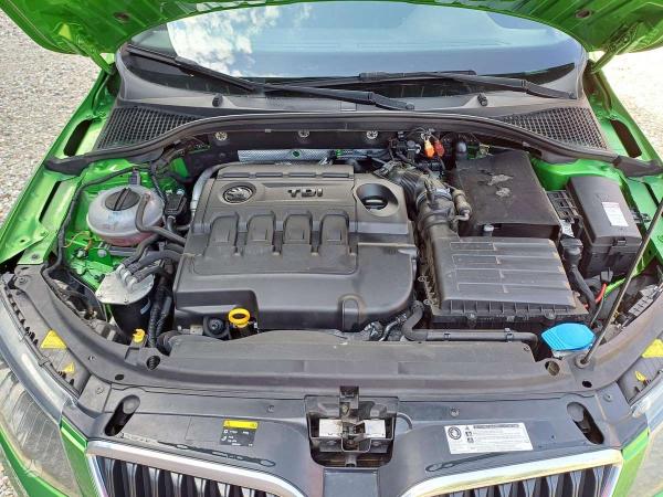 Zaļš Skoda Octavia 2015 Kauņa, ar dzinēja tilpumu 1.97 L un nobraukumu 312 tūkst. km par 7900 €, foto 10 vietnē AUTOMOTO.COM.LV
