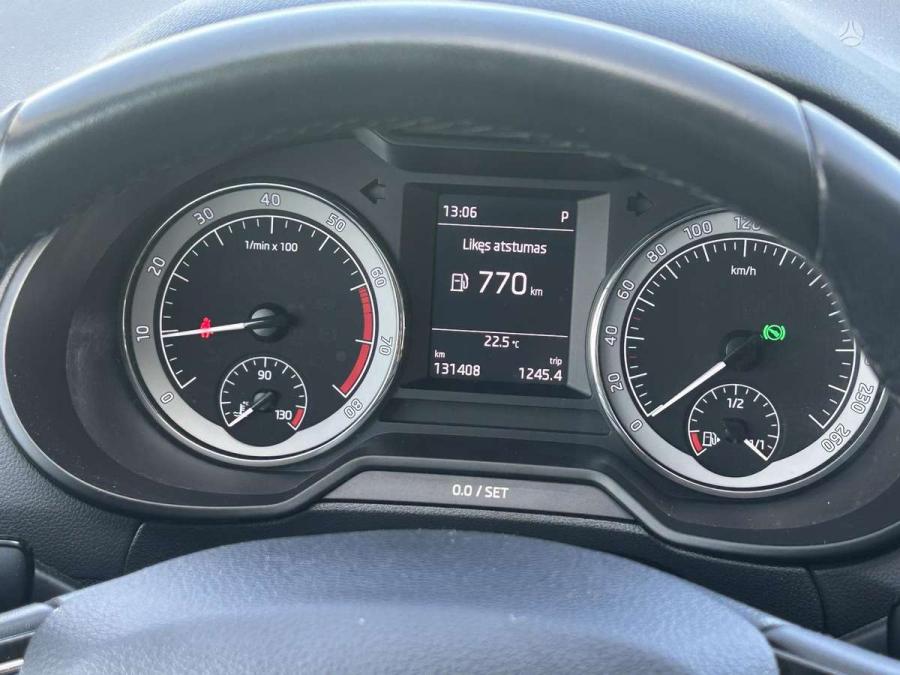 Green Skoda Octavia 2020 in Klaipeda, with an engine capacity of 1.50 L and mileage of 132 thousand km for 12399 €, photo 13 on AUTOMOTO.COM.LV