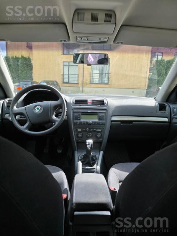 Zaļš Skoda Octavia 2005 Rīga, ar dzinēja tilpumu 1.90 L un nobraukumu 296 tūkst. km par 1495 €, foto 6 vietnē AUTOMOTO.COM.LV