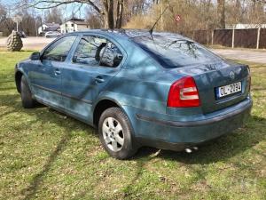 Zaļš Skoda Octavia 2005 Rīga, ar dzinēja tilpumu 1.90 L un nobraukumu 296 tūkst. km par 1495 €, foto 4 vietnē AUTOMOTO.COM.LV
