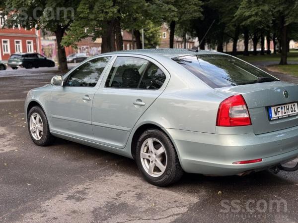 Green Skoda Octavia 2009 in Riga, with an engine capacity of 1.40 L and mileage of 200 thousand km for 3900 €, photo 4 on AUTOMOTO.COM.LV