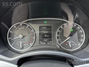 Зеленый Шкода Октавия 2009 в Рига, объемом двигателя 1.40 л и пробегом 200 тыс. км за 3900 €, фото 7 на AUTOMOTO.COM.LV