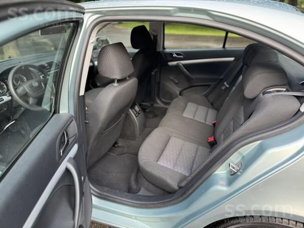 Green Skoda Octavia 2009 in Riga, with an engine capacity of 1.40 L and mileage of 200 thousand km for 3900 €, photo 9 on AUTOMOTO.COM.LV