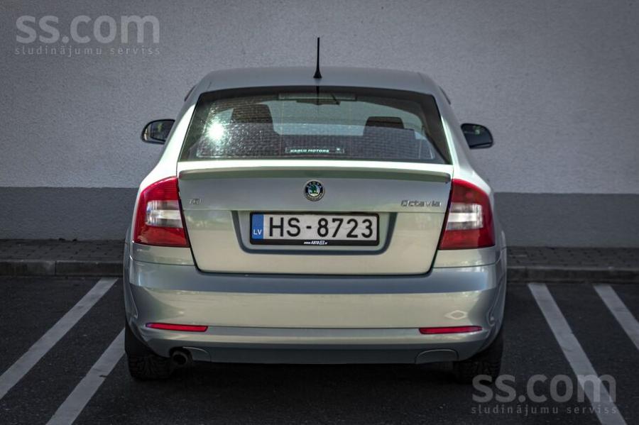 Zaļš Skoda Octavia 2011 Rīga, ar dzinēja tilpumu 1.60 L un nobraukumu 206 tūkst. km par 3650 €, foto 6 vietnē AUTOMOTO.COM.LV
