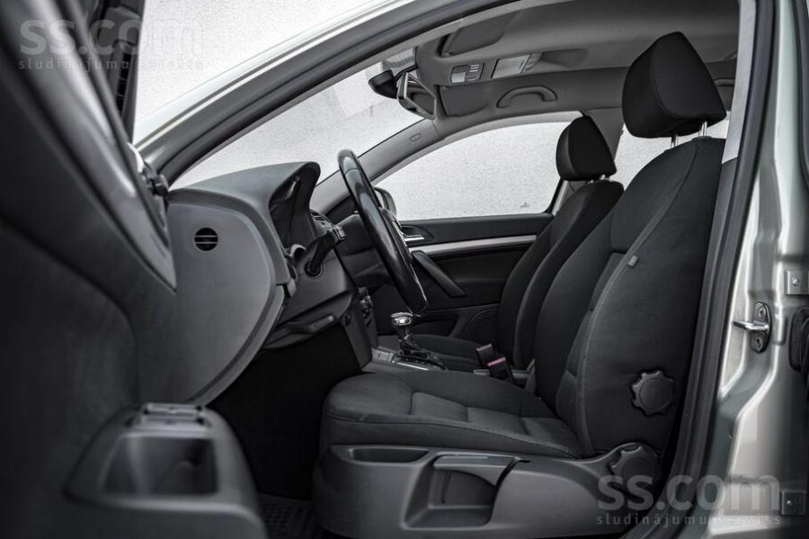 Zaļš Skoda Octavia 2011 Rīga, ar dzinēja tilpumu 1.60 L un nobraukumu 206 tūkst. km par 3650 €, foto 8 vietnē AUTOMOTO.COM.LV