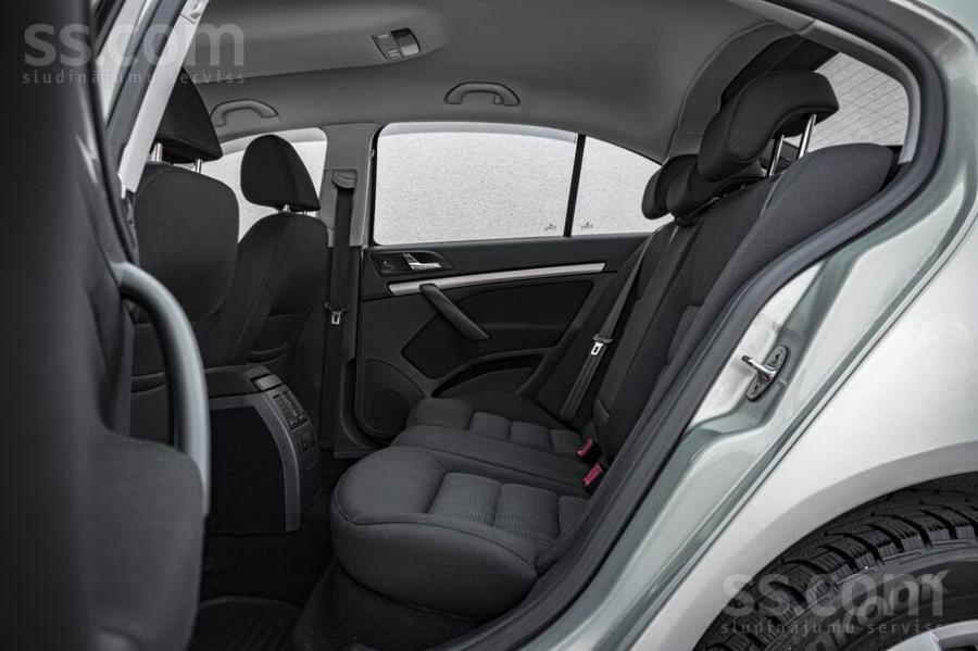 Zaļš Skoda Octavia 2011 Rīga, ar dzinēja tilpumu 1.60 L un nobraukumu 206 tūkst. km par 3650 €, foto 10 vietnē AUTOMOTO.COM.LV
