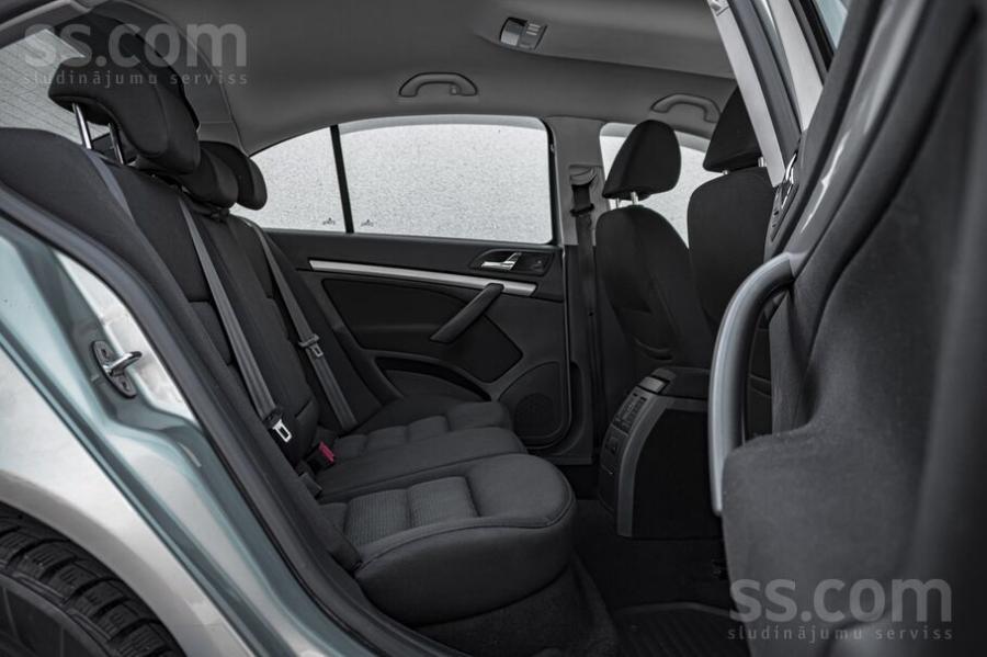 Zaļš Skoda Octavia 2011 Rīga, ar dzinēja tilpumu 1.60 L un nobraukumu 206 tūkst. km par 3650 €, foto 13 vietnē AUTOMOTO.COM.LV