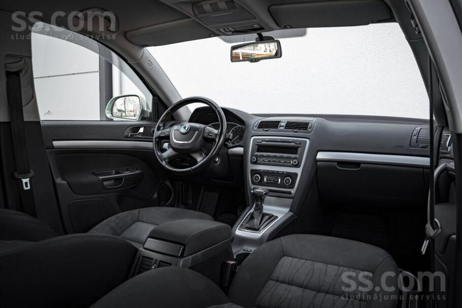 Zaļš Skoda Octavia 2011 Rīga, ar dzinēja tilpumu 1.60 L un nobraukumu 206 tūkst. km par 3650 €, foto 14 vietnē AUTOMOTO.COM.LV