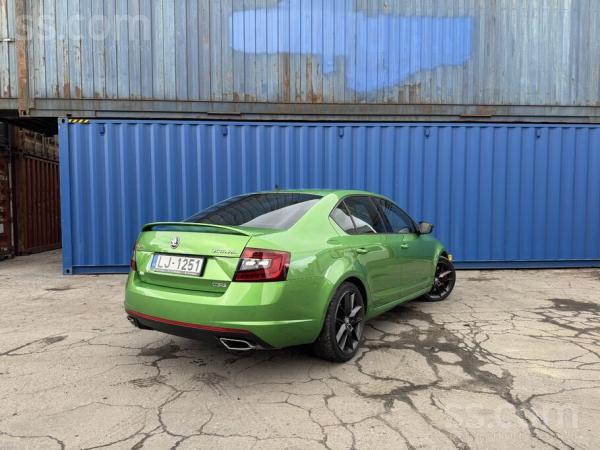 Шкода Октавия 2018 в Рига на AUTOMOTO.COM.LV Зеленый Шкода Октавия 2018 в Рига, объемом двигателя 2.00 л и пробегом 210 тыс. км за 15900 €, фото 6 на AUTOMOTO.COM.LV