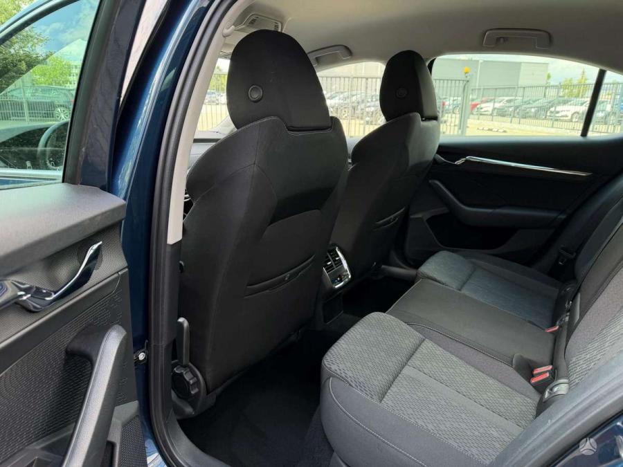 Zaļš Skoda Octavia 2021 Kauņa, ar dzinēja tilpumu 1.00 L un nobraukumu 155 tūkst. km par 13500 €, foto 15 vietnē AUTOMOTO.COM.LV