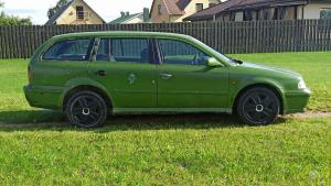 Green Skoda Octavia 1999 in Pakruojis, with an engine capacity of 1.90 L and mileage of 385 thousand km for 320 €, photo 4 on AUTOMOTO.COM.LV