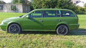 Green Skoda Octavia 1999 in Pakruojis, with an engine capacity of 1.90 L and mileage of 385 thousand km for 320 €, photo 7 on AUTOMOTO.COM.LV