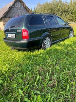 Green Skoda Octavia 2000 in Riga, with an engine capacity of 2.00 L and mileage of 228 thousand km for 2600 €, photo 4 on AUTOMOTO.COM.LV